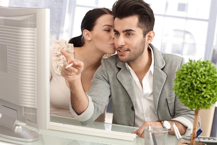 Love at work ... and why not?